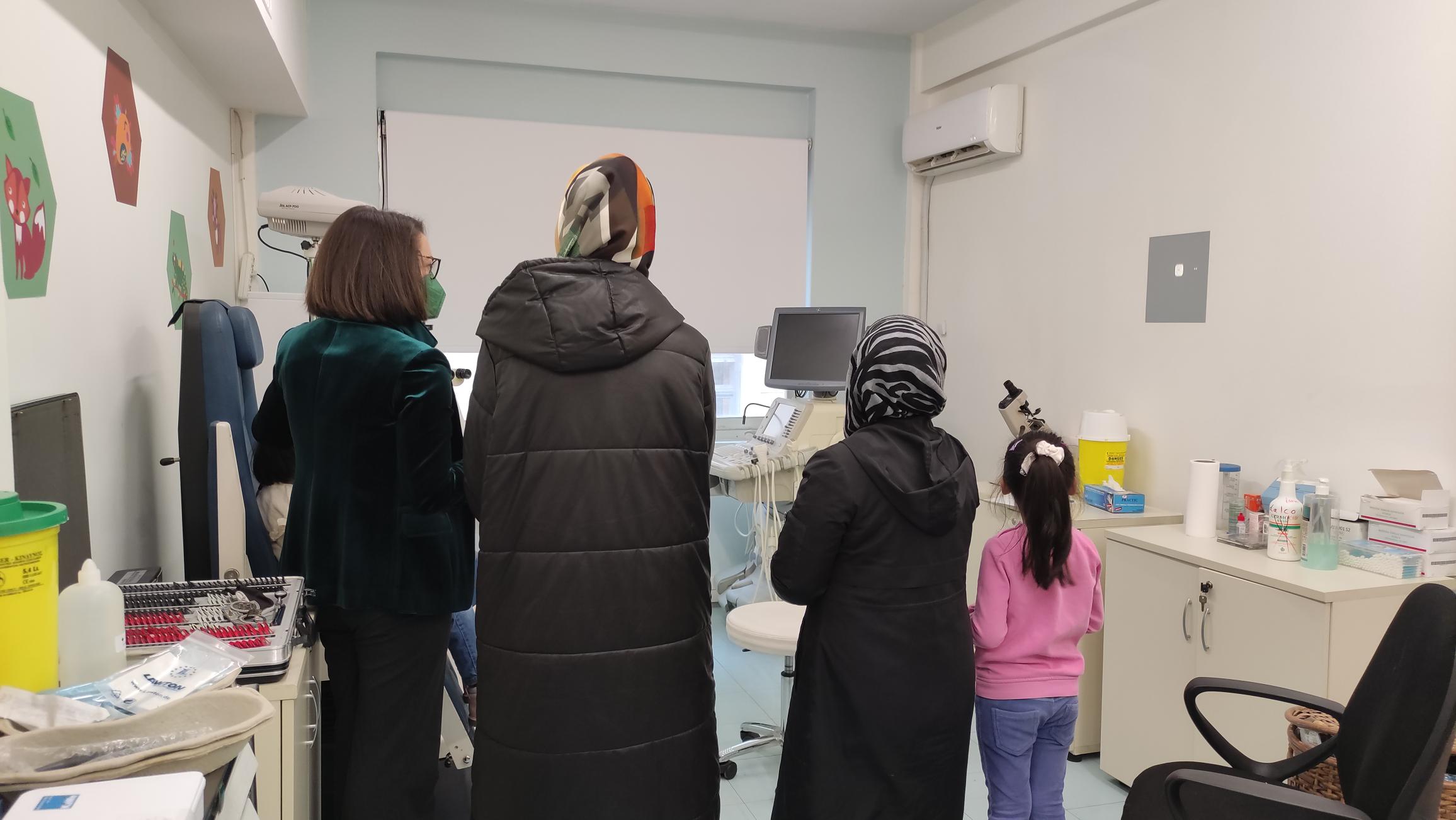 Μια Τετάρτη στα Κοινωνικά Πολυϊατρεία στον Οργανισμό «Το Χαμόγελο του ...